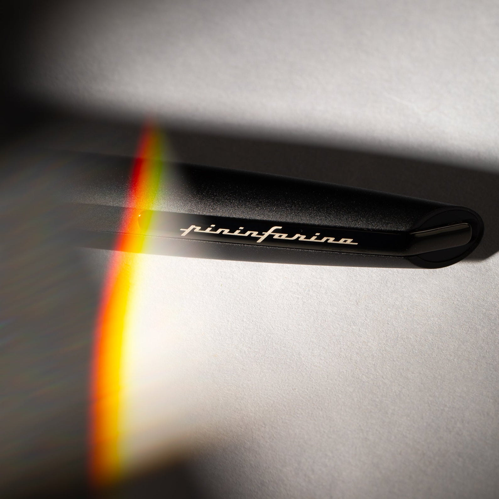 Pininfarina | Pf Two | Fountain Pen | Black | Medium – INDOFUTURE